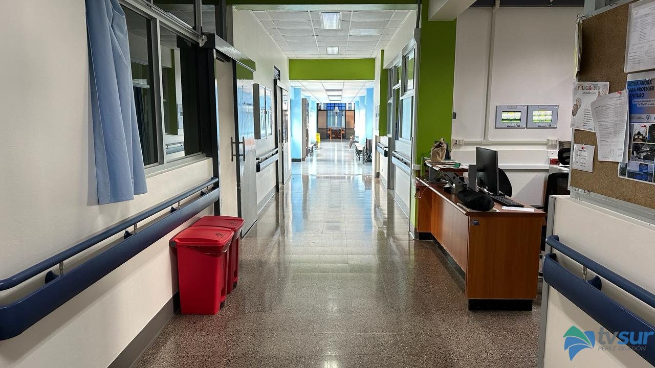 Usuarios del Hospital Juana Pirola en San Vito tienen salones remozados ...